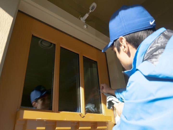 What Does Window Cleaning Include? - Sparkling Panes Guide